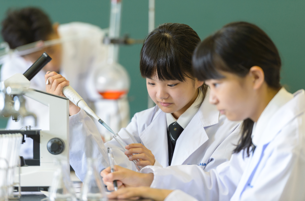 science | 桜丘中学校・高等学校（三重県）